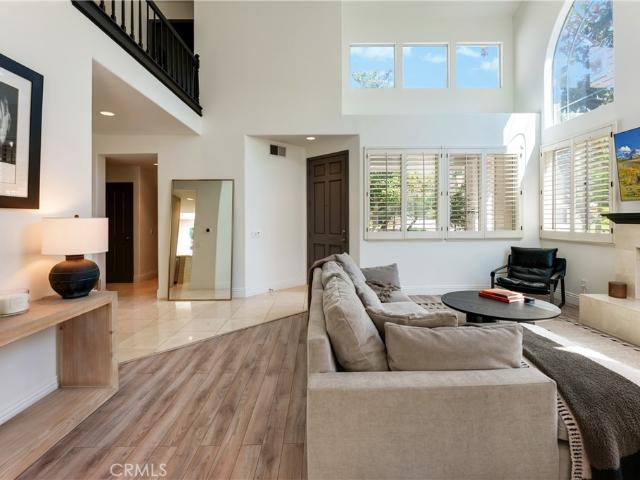 1151 Westcreek