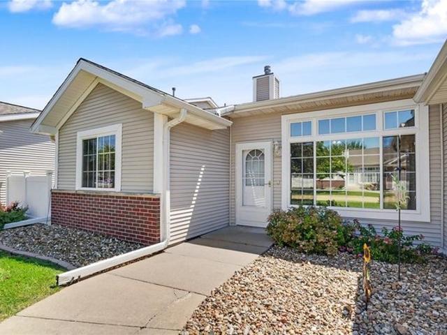 1151 74th St NE, Cedar Rapids, IA 52402