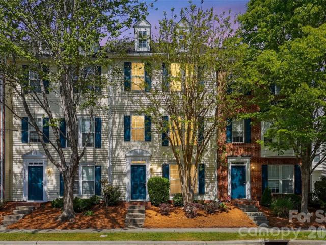 11520 Destin Ln, Charlotte, NC 28277 | MLS #4365 | Compass