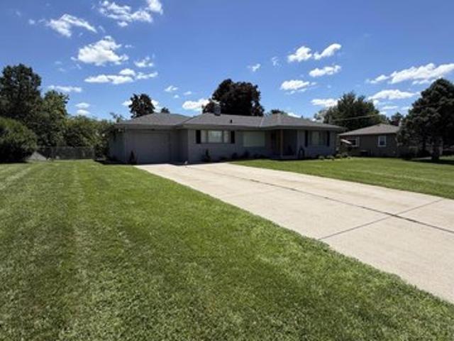 11521 N Post Rd, Omaha, NE 68112