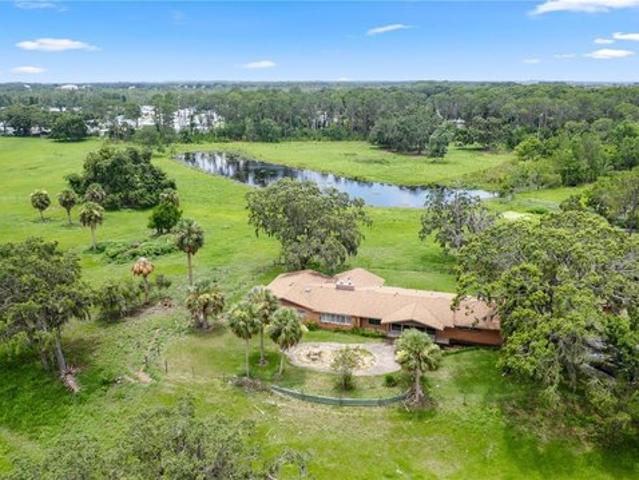 11522 Dead River Rd, Tavares, FL 32778