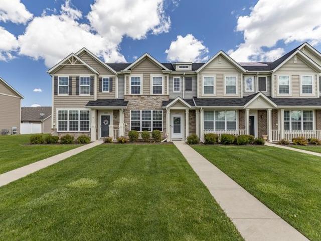 11527 Rhode Island St, Crown Point, IN 46307
