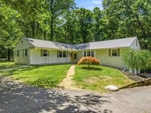 1152 Barbara Dr, Cherry Hill, NJ 08003