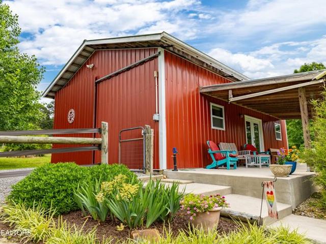1152 Brier Branch Rd, Graysville, TN 37338
