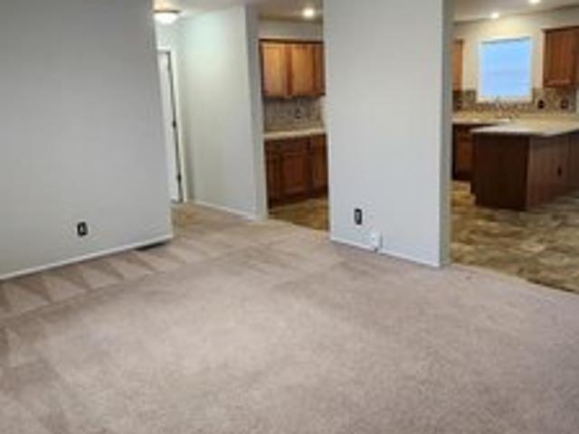 1152 Chateau Blvd, Monroe, MI 48161