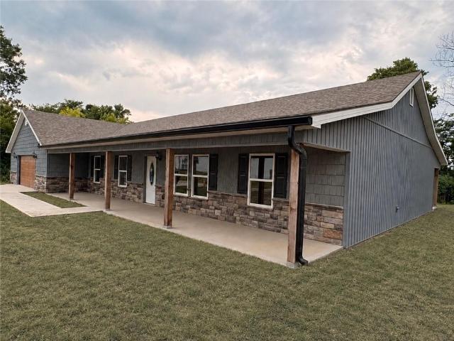 1152 Lafayette Drive
