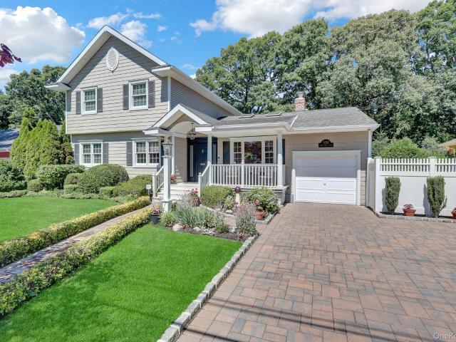 1152 Lakeshore Drive
