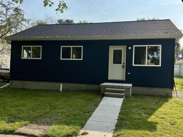 1152 Rambling Rd, Ypsilanti, MI 48198
