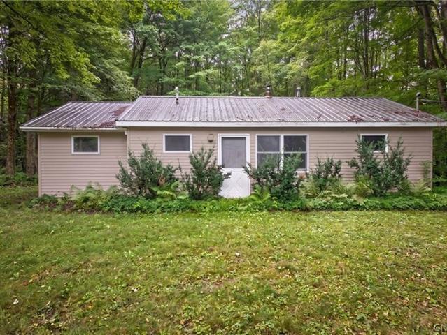 1152 Stone Barn Rd, Cleveland, NY 13042