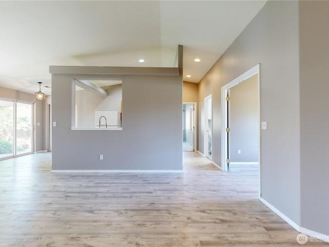 1152 SE Falbo Drive