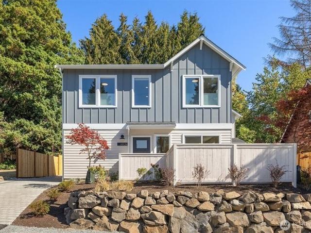 1152 th Ave NE, Seattle, WA 98125