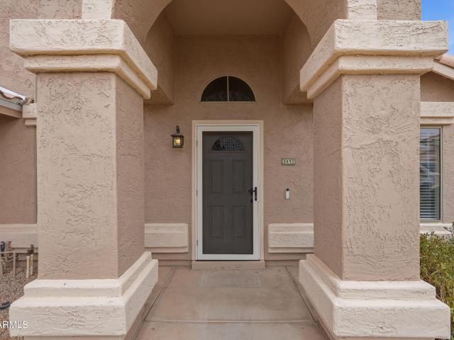 1152 w oriole way
