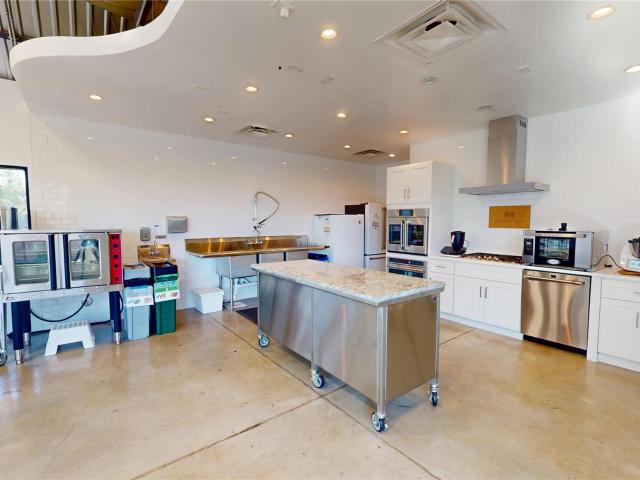 1152 Webberville Rd