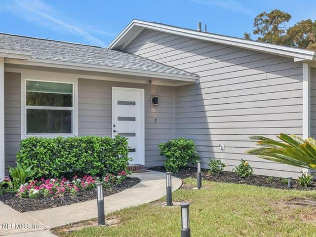 11530 Broad Leaf Dr, Jacksonville, FL 32225