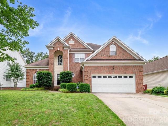 11537 McGinns Trace Ct, Charlotte, NC 28277