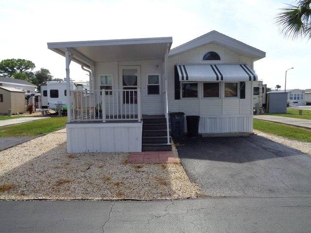 11539 Vernon Ave, Port Richey, FL 34668
