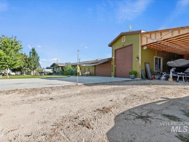 1153 N Big Tree Ln, Kuna, ID 83634 | MLS #98958 | Compass