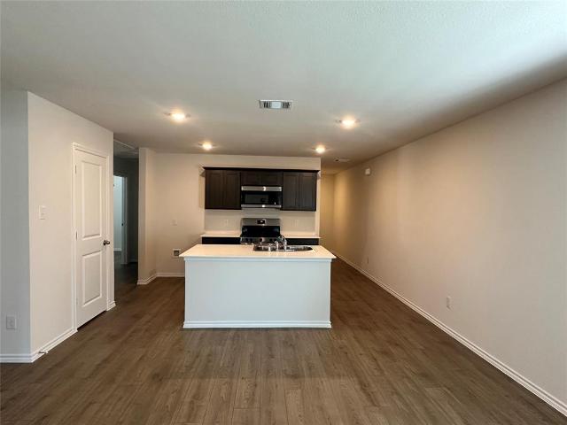 1153 Northfield Drive