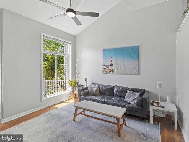 1153 Hampton Road