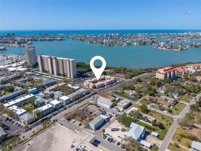 1153 Rue Des Rois Apt 1A, South Pasadena, FL 33707