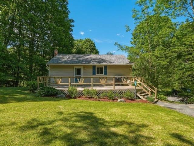 1153 Richmond Rd, Hinesburg, VT 05461