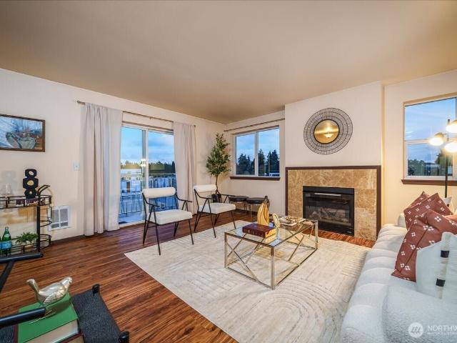 1153 th Ave NE, Unit 401, Seattle, WA 98125 | MLS #2486