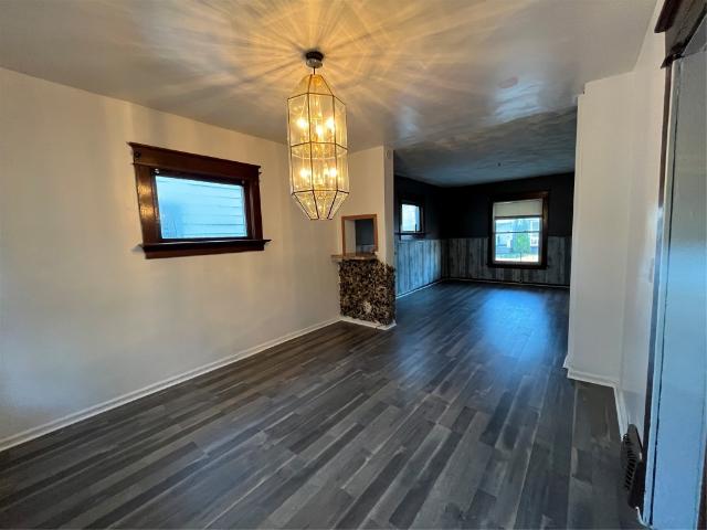 1153 W 22ND Street