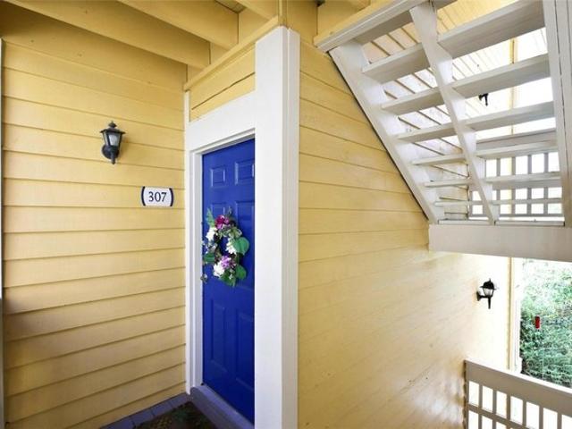 115 112th Ave NE Apt 307, Saint Petersburg, FL 33716