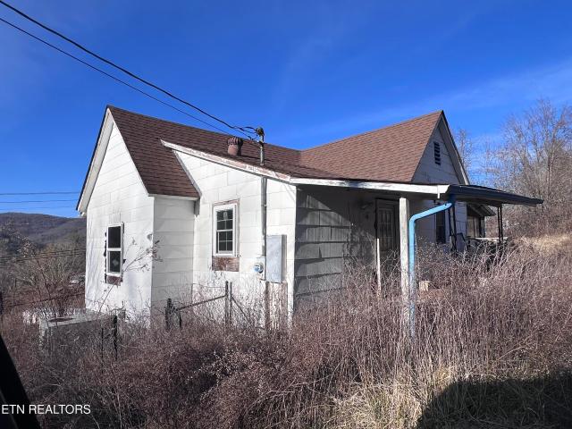 115 7th Ave