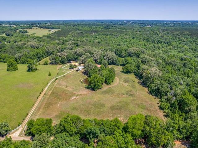 115 County Road 3302, Omaha, TX 75571