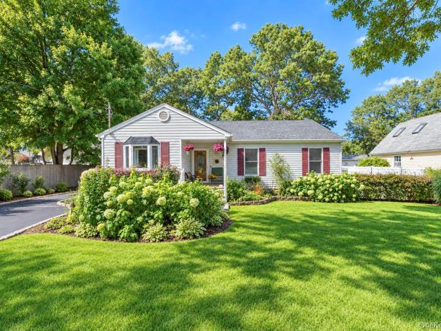 115 Colin Drive
