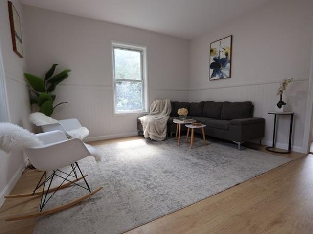 115 Collins St, Lynn, MA 01902