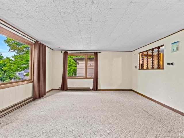 115 Calverley Avenue