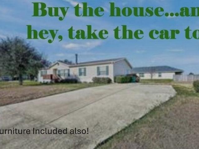 115 Candlewood Cir, Gainesville, TX 76240