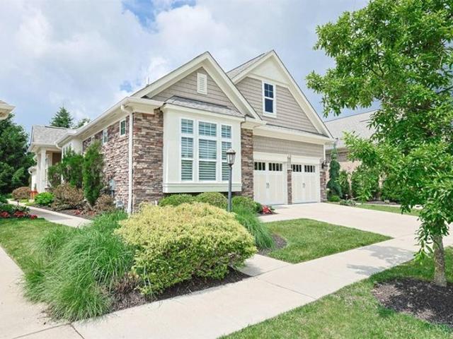 115 Candlewood Cir, Montgomery, OH 45249