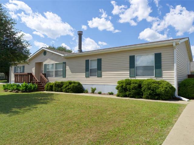 115 Candlewood Circle