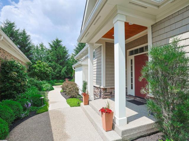 115 Candlewood Circle
