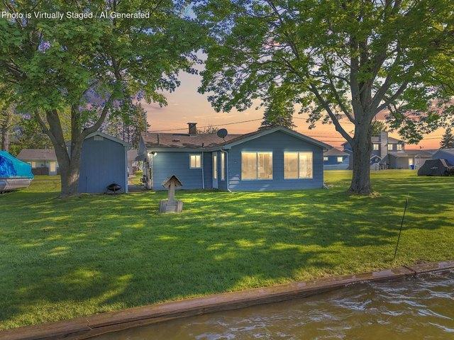 115 Church St, Houghton Lake, MI 48629