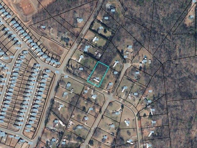 115 Chapel Dr, Roebuck, SC 29376