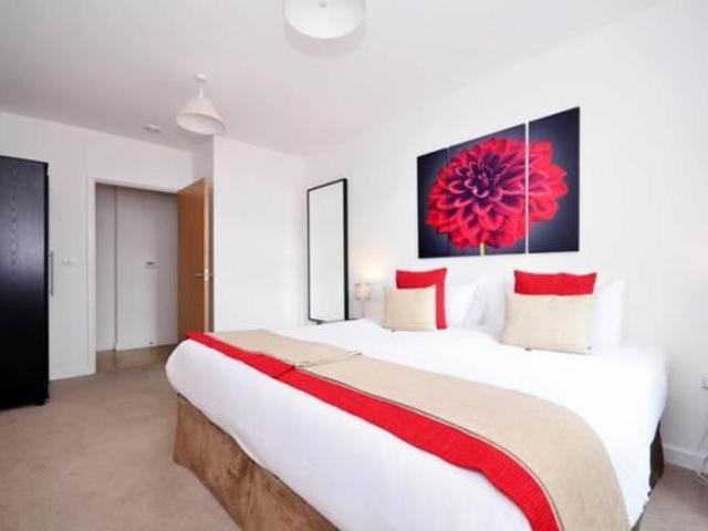 115 Chatham Street,, SE17