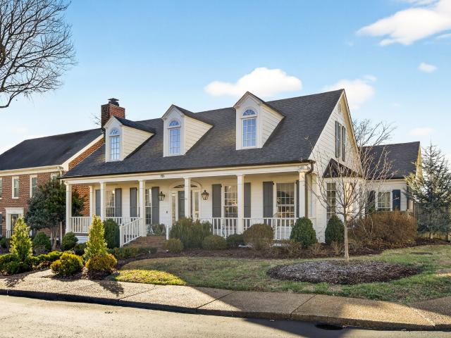 115 Chatsworth Dr