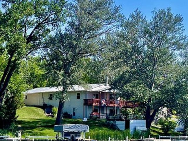 115 Anchor Bay Dr, Jeffrey Lake, NE 69123