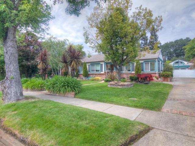 115 Alta Vista Ave, Roseville, CA 95678