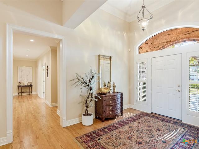 115 Alameda Circle