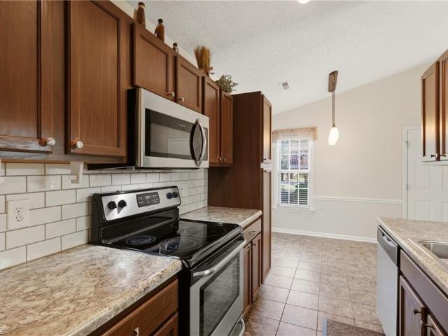 115 Asherton Court