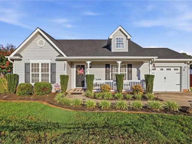 115 Asherton Ct, Winston Salem, NC 27127
