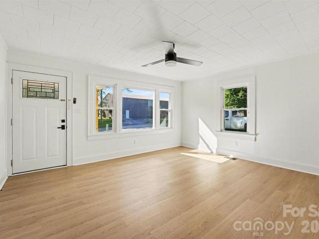 115 Autumn Leaf Road