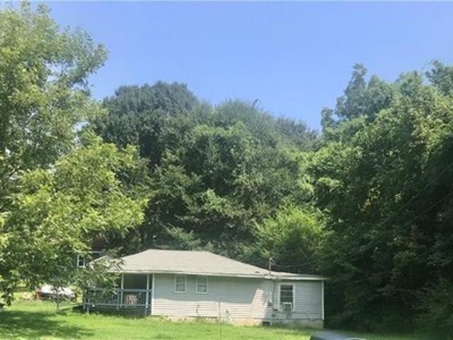 115 Avenue B, Carrollton, GA 30117