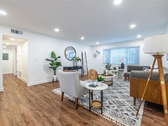115 Biscayne Drive NW F10