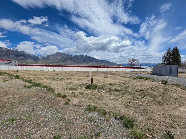 115 Burnett Ct
